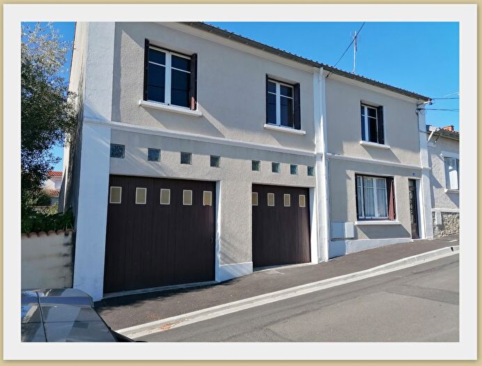 Maison à vendre - Soyaux - 5 pièces - 3 chambres
