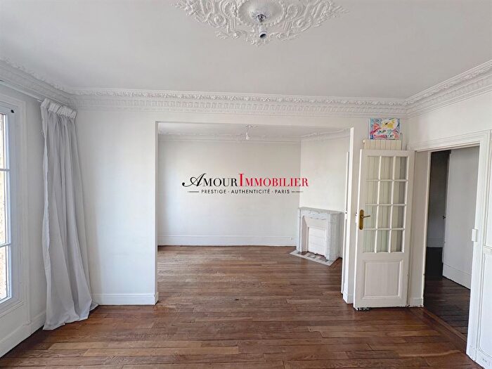 Suresnes, République - Appartement 4 pièces à vendre