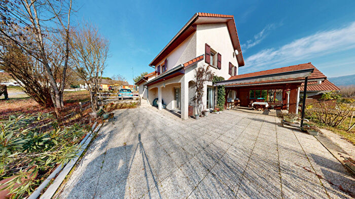 Maison 5 pièces à vendre à Brégnier-Cordon
