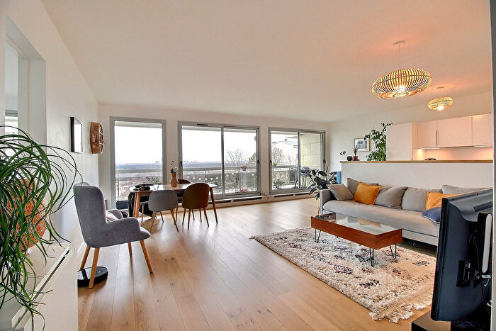 Suresnes, Plateau Ouest - Appartement 5 pièces à louer