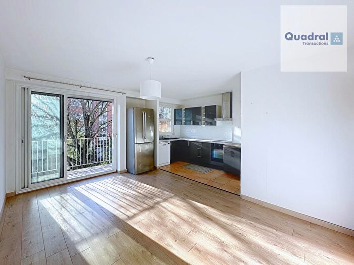 Appartement à vendre - Joinville-le-Pont, Palissy - 3 pièces - 2 chambres