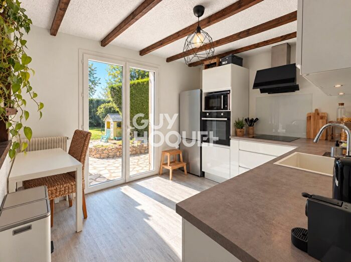 Maison 5 pièces à Lisses, à vendre