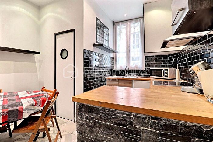 Appartement à vendre - Saint-Denis, La Plaine Saint-Denis - 1 pièce - 1 chambre