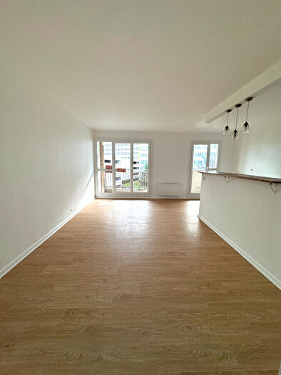 Appartement à louer - Longjumeau, Centre-ville, Mairie - 3 pièces - 2 chambres