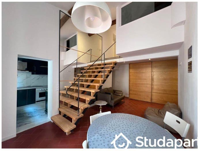 Gambetta, Nîmes - Appartement 1 pièce à louer