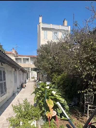 Appartement à louer - Baille, Marseille ème arrondissement - 2 pièces - 1 chambre