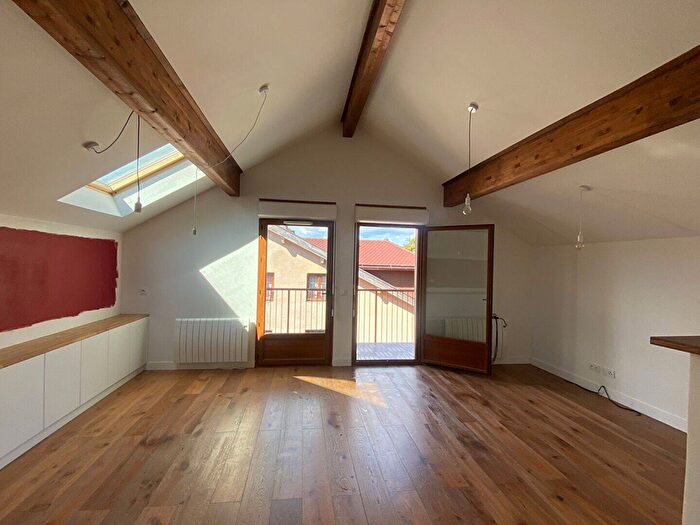 Centre, La Roche-sur-Foron - Appartement 2 pièces à louer