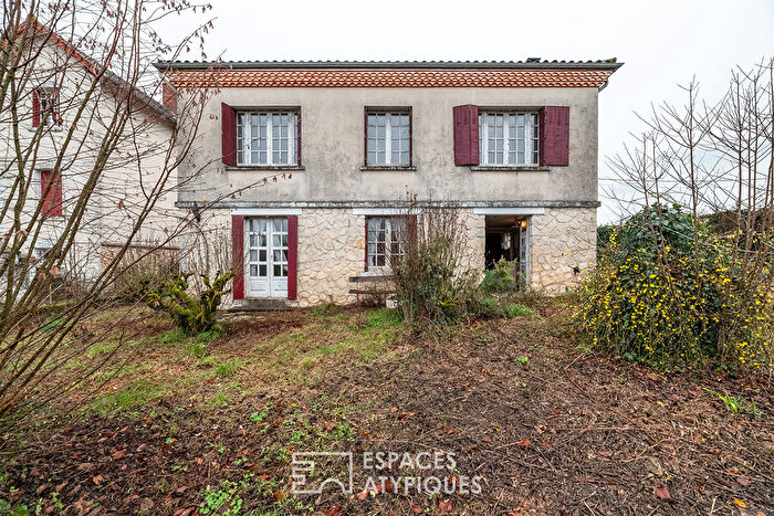 Maison à vendre - Thiviers - 6 pièces - 4 chambres