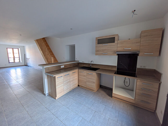 Pont-Saint-Esprit : Appartement 4 pièces à louer