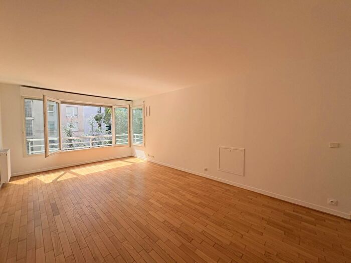 Appartement 3 pièces à Asnières-sur-Seine, Gresillons, Voltaire, à louer