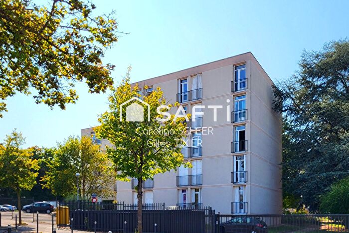 Appartement 5 pièces à Ris-Orangis, Le Clos Langlet, à vendre
