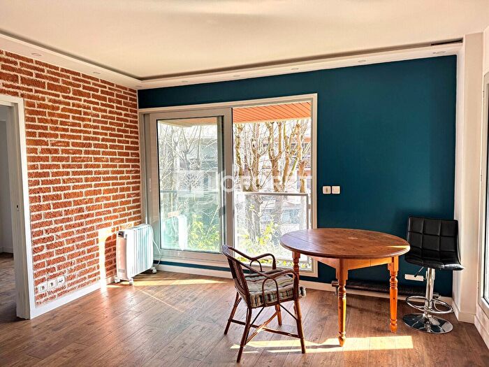 Appartement à louer - Centre, Saint-Cloud - 2 pièces - 1 chambre