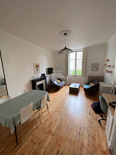 Appartement à louer - Nantes, Saint-Clément, Jardin des plantes, Caserne Lamoricière - 2 pièces - 1 chambre