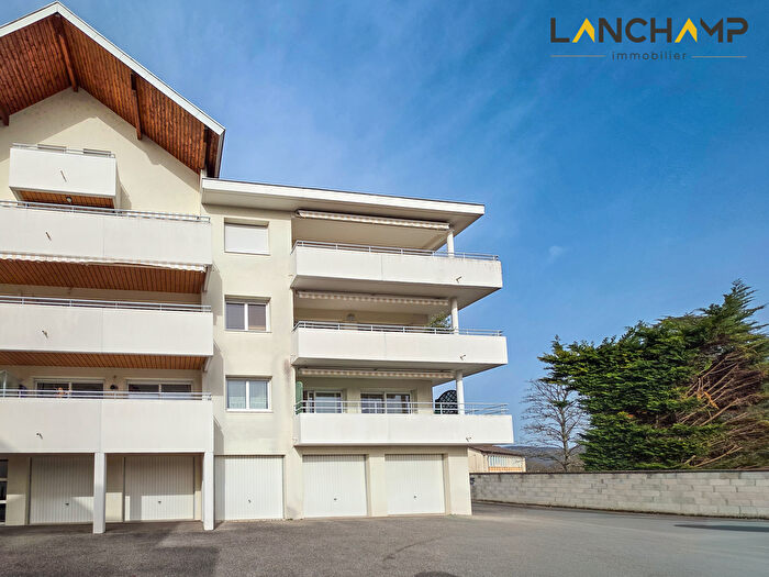 Appartement à vendre - Belley - 5 pièces - 3 chambres