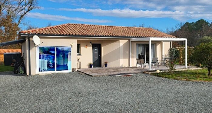 Maison à vendre - Vendays-Montalivet - 6 pièces - 3 chambres