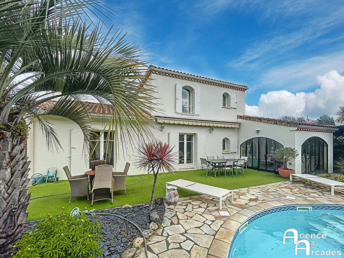 Maison 8 pièces à vendre - Mérignac