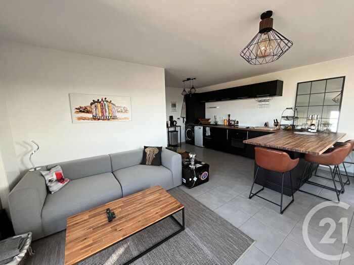 Appartement à louer - Les Sables-dOlonne, Gare - 3 pièces - 2 chambres