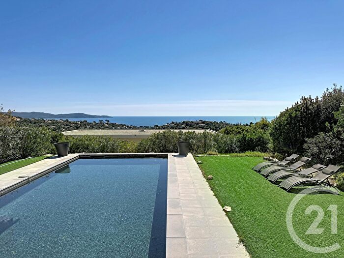 Cavalaire-sur-Mer, Le Parc- Frais Vallon, Le Jas : Maison 7 pièces à vendre