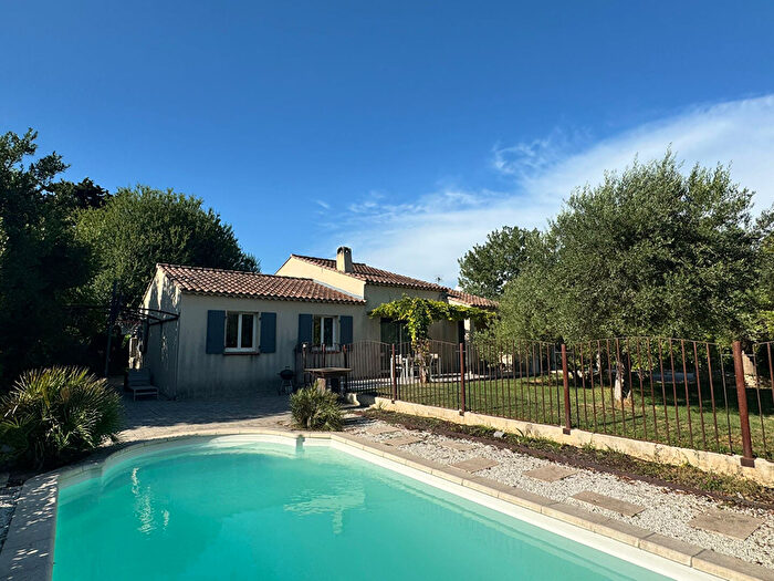 Maison à vendre - Le Thor - 6 pièces - 4 chambres