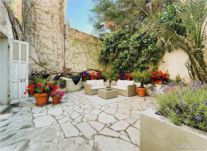 Maison 8 pièces à Marseille 4ème, Cinq Avenues, à vendre