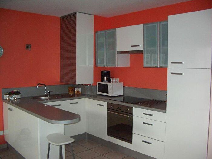 Appartement 3 pièces à Colline des Pères-Tardy, Saint-Étienne, à louer