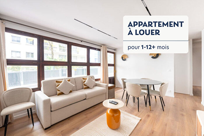 Appartement à louer - Paris e , Saint-Blaise - 3 pièces - 2 chambres