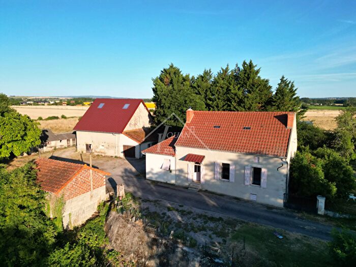 Maison 5 pièces à vendre à Bayet