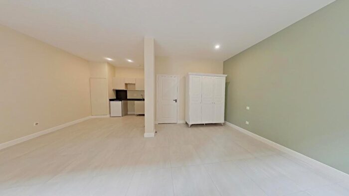Poitiers, Trois Quartiers : Appartement 1 pièce à louer