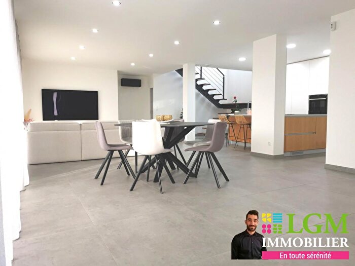 Maison à vendre - Beauvoisin - 6 pièces - 5 chambres