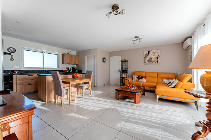 Appartement à vendre - Tignieu-Jameyzieu - 4 pièces - 3 chambres