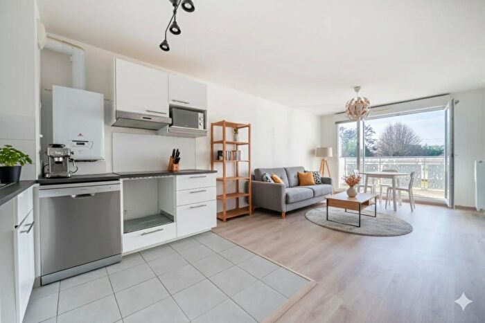 Appartement à vendre - Persan - 2 pièces - 1 chambre