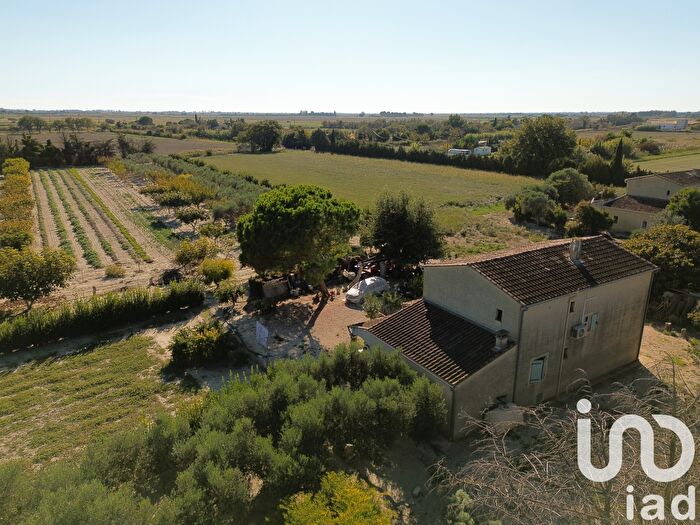 Maison à vendre - Arles, Saliers, Albaron - 6 pièces - 5 chambres