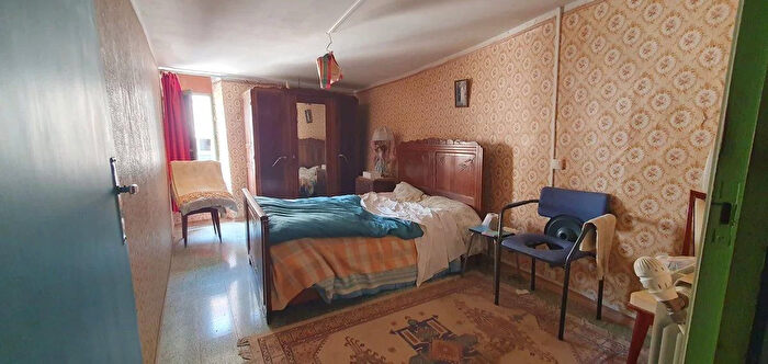 Maison à vendre - Puissalicon - 4 pièces - 3 chambres