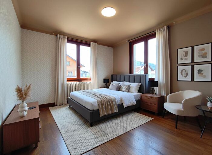Maison 7 pièces à vendre - Cluses, La Sardagne