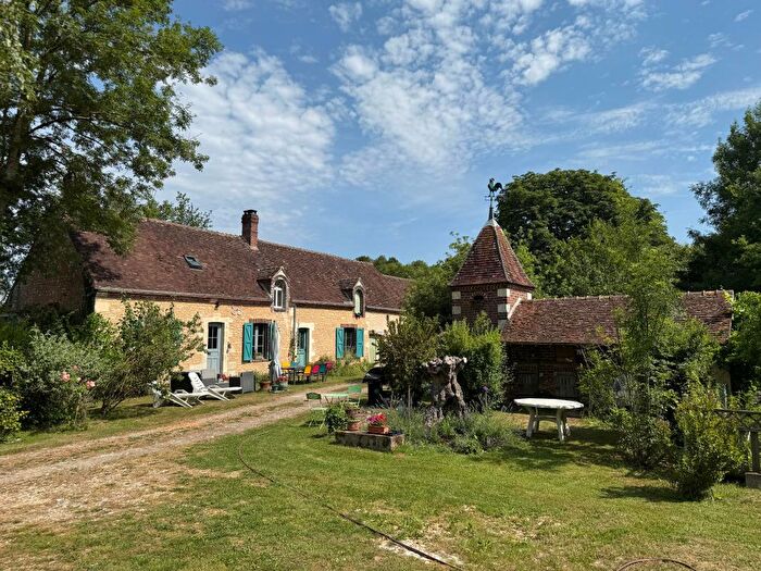 Maison 5 pièces à Vichères, à vendre
