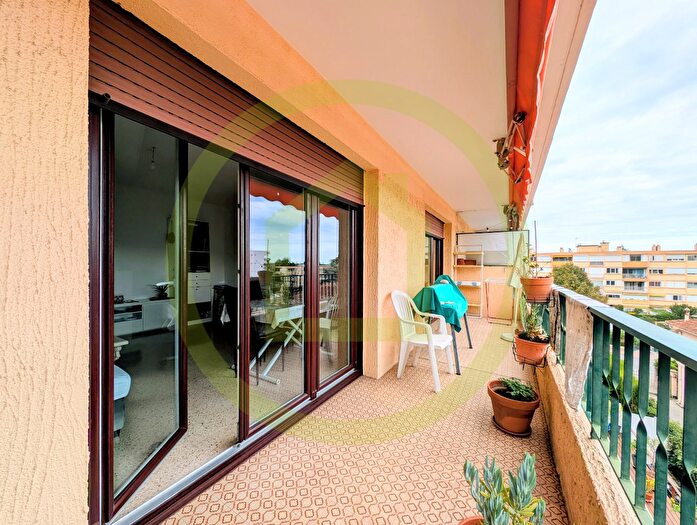 Appartement à vendre - Mandelieu-la-Napoule, Capitou - 4 pièces - 3 chambres