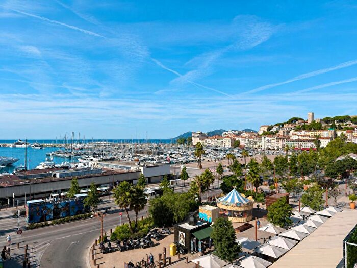 Appartement 3 pièces à vendre à Cannes, Centre-ville