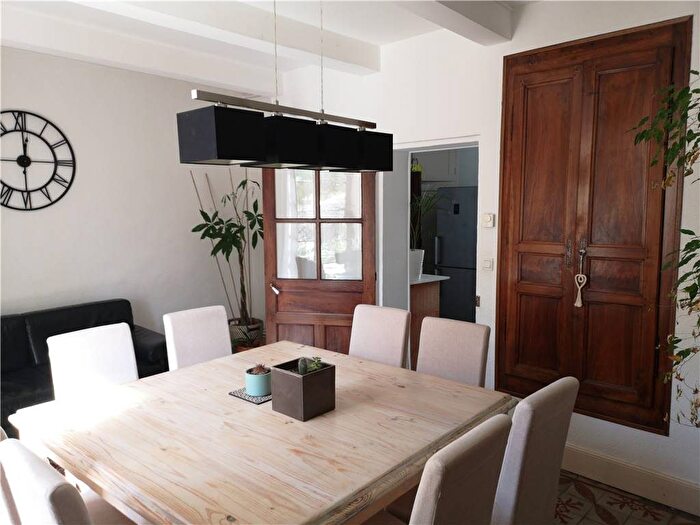 Appartement à louer - Nyons - 4 pièces - 2 chambres