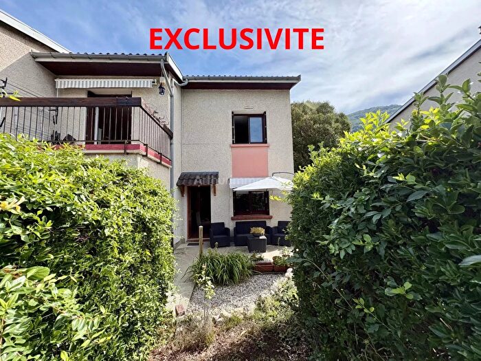 Maison 5 pièces à Poisat, à vendre