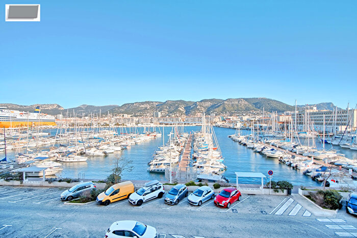 Toulon, Le Port - Appartement 4 pièces à vendre