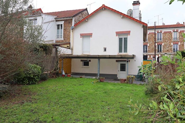 Maison à louer - Centre Ville, Juvisy-sur-Orge - 5 pièces - 3 chambres