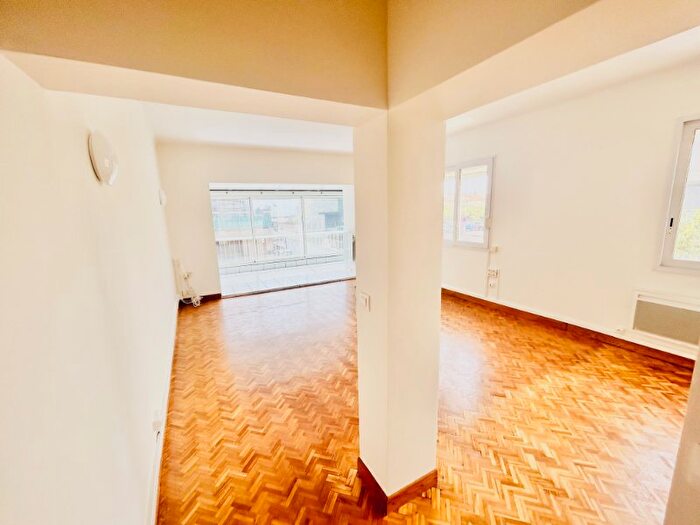 Appartement à vendre - Valras-Plage, Centre-ville, Port, Pêcheurs - 3 pièces - 2 chambres