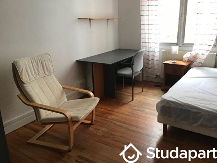 Appartement 3 pièces à Championnet-Caserne de Bonne, Grenoble, à louer