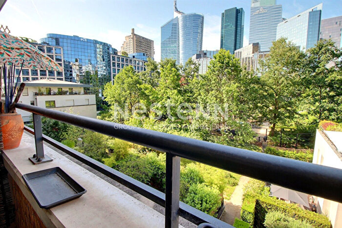 Courbevoie, Gambetta, La Défense - Appartement 2 pièces à vendre