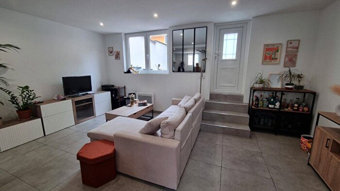 Maison à louer - Gare-Varennes-Zone Industrielle, Sucy-en-Brie - 3 pièces - 2 chambres