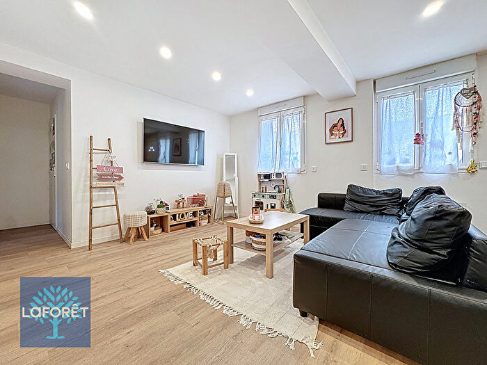 Appartement à vendre - Ormesson-sur-Marne - 3 pièces - 2 chambres