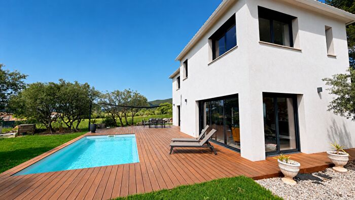Saint-Zacharie - Maison 5 pièces à vendre