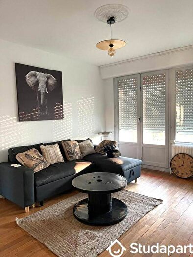 Appartement à louer - Saint Irénée, Lyon ème arrondissement - 1 pièce - 2 chambres