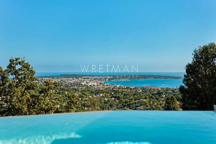 Maison à vendre - Vallauris, Retenaou, Brusquets, Devens, Zone dactivité Saint-Bernard - 13 pièces - 5 chambres