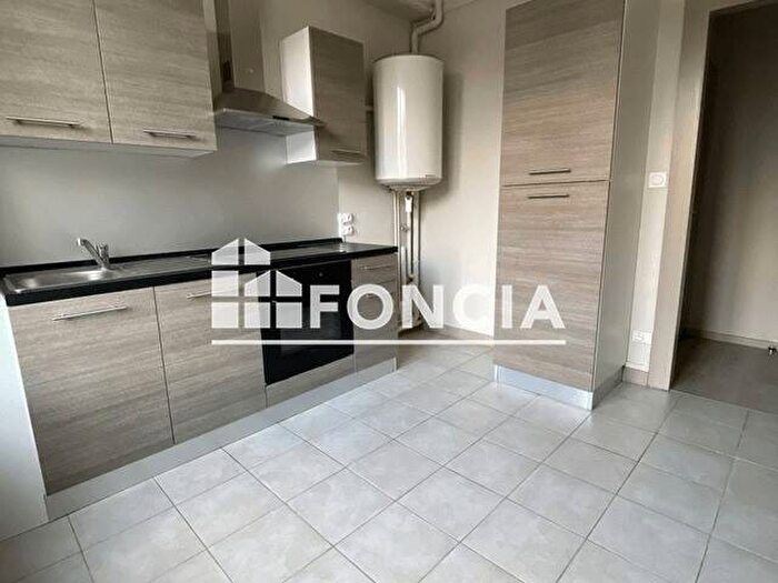 Appartement 2 pièces à Gare Nord et Ouest, Charleville-Mézières, à louer